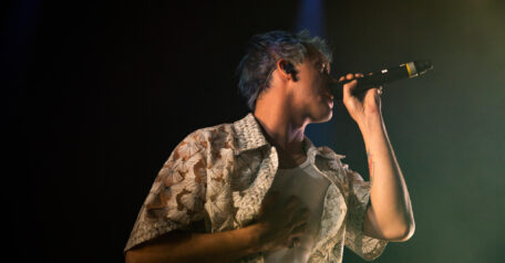 Les Louanges annonce un concert surprise au Grizzly Fuzz le 6 septembre ...