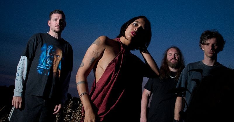 Mandy, Indiana annonce son prochain album : URGH - Le Canal Auditif
